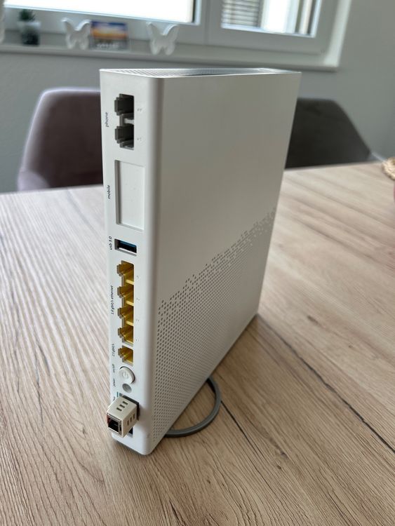 Swisscom Router und TV-Box inkl. Zubehör (Neu (gemäss Beschreibung)) in ...