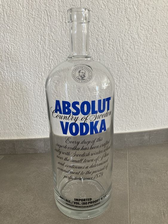 Riesengrosse ABSOLUT - WODKA - FLASCHE (Gebraucht) in Nidfurn für CHF ...
