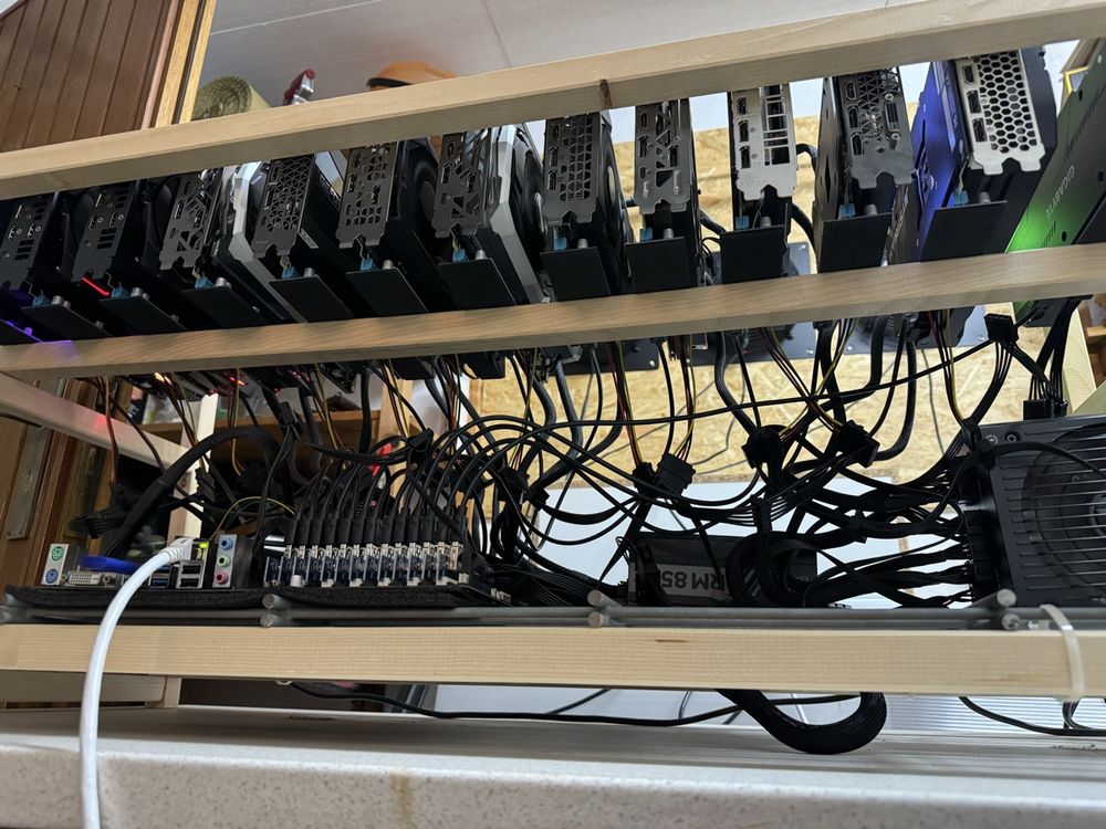 Mining Rigs/Anlage (Gebraucht) in Hölstein für CHF 19900 – nur Abholung ...