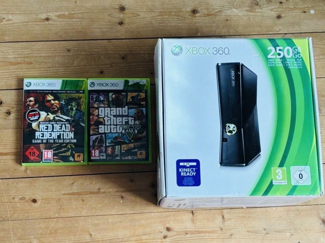 Xbox 360 250GB mit Spiele - Grand Theft Auto V & Red Dead Re (Gebraucht ...