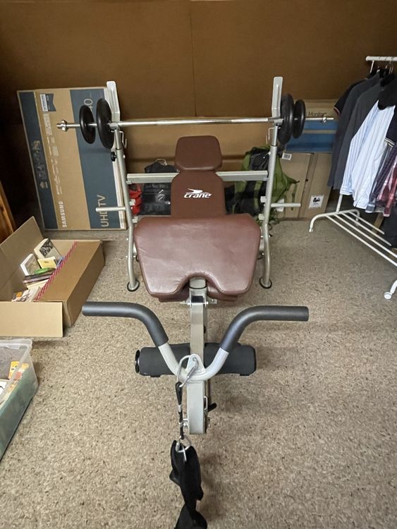 Crane weight bench with weights - Gym equipment 💪 (Gebraucht) in ...