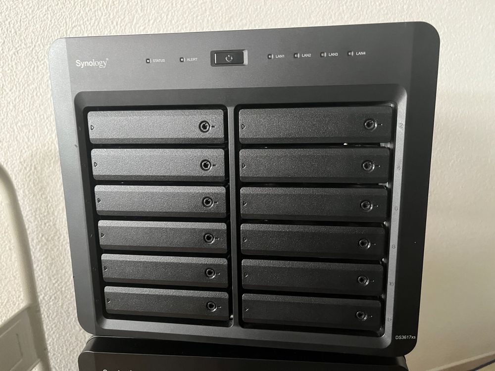 SYNOLOGY DS3617xs, 16GB RAM, SFP+ | ohne Festplatte (Gebraucht) in ...