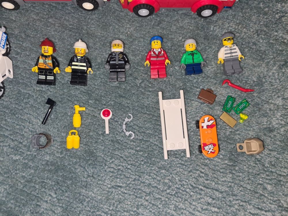 Lego 60023 City Starter Set/Feuerwehr + Polizei (Gebraucht) in Therwil ...