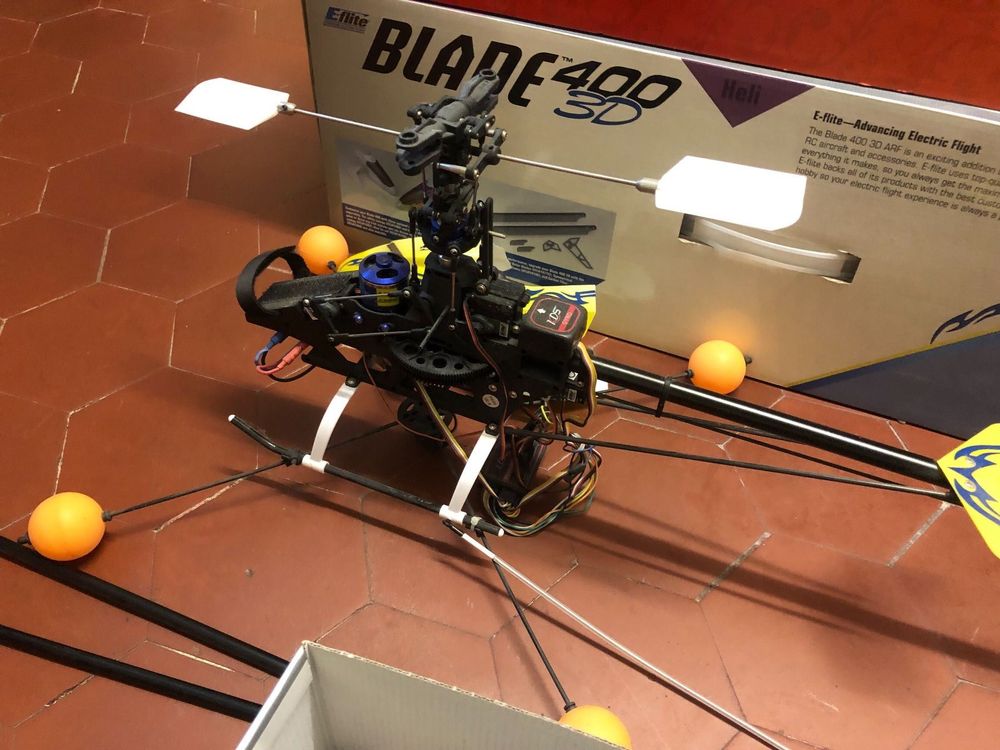 E-flite Blade 400 3D und EC145 Scale (Gebraucht) in Bern für CHF 43 ...
