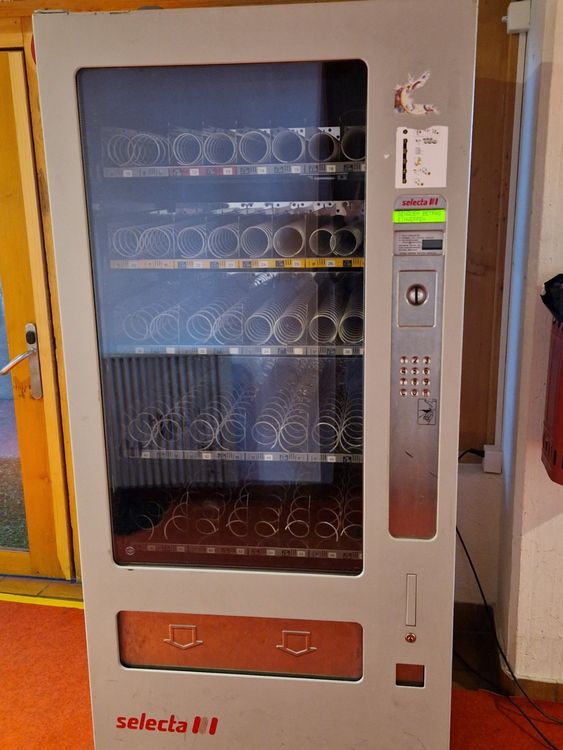 SNACKAUTOMAT SELECTA (Gebraucht) in Grächen für CHF 1400 – nur Abholung ...