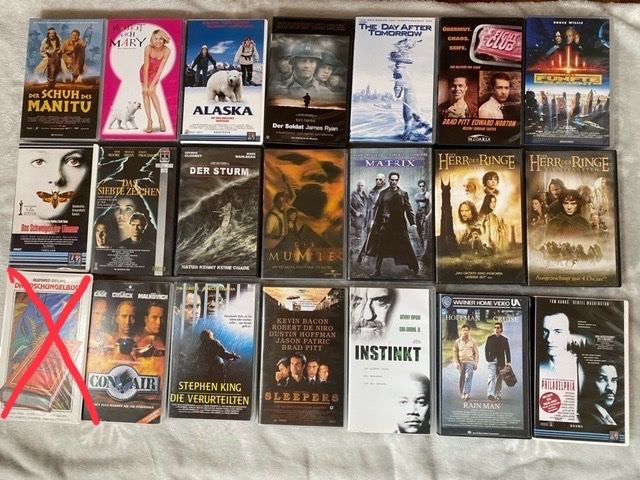 Diverse Filme auf VHS - 1 beliebigen auswählen (Gebraucht) in Urnäsch ...