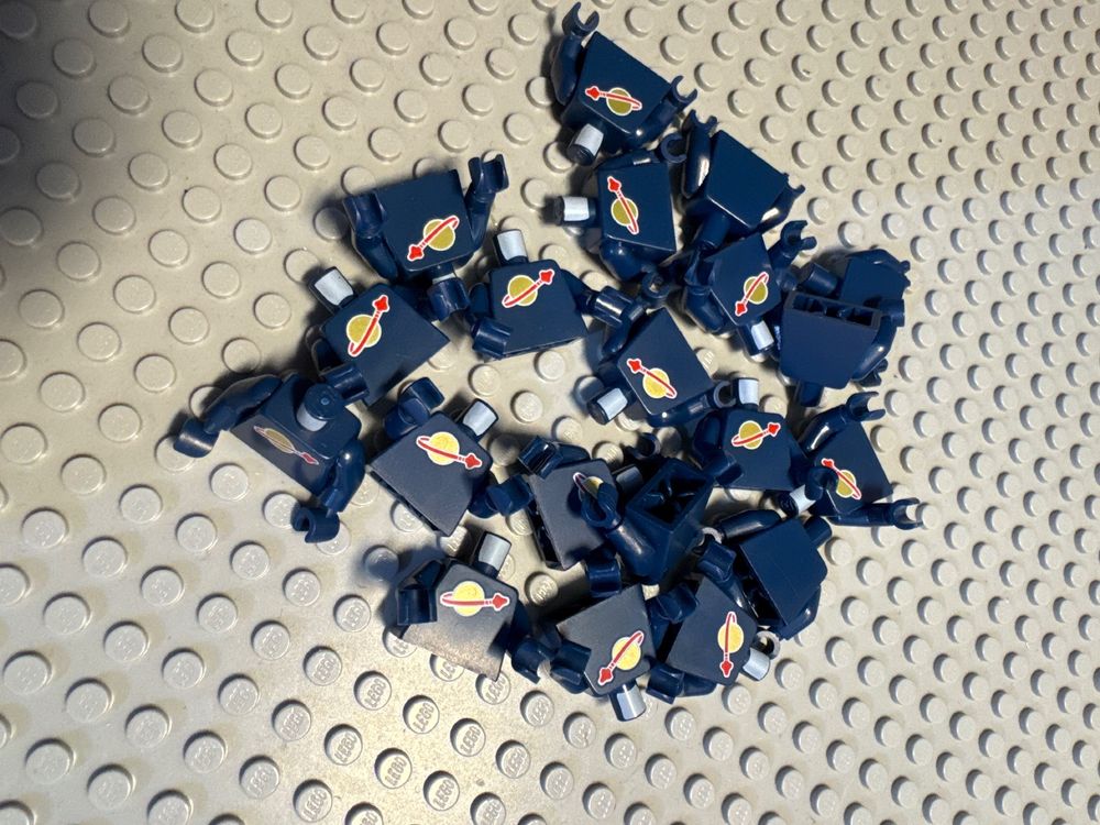 NEUE FARBE Lego Classic Spaceman Torso dark Blue dunkelblau (Neu ...