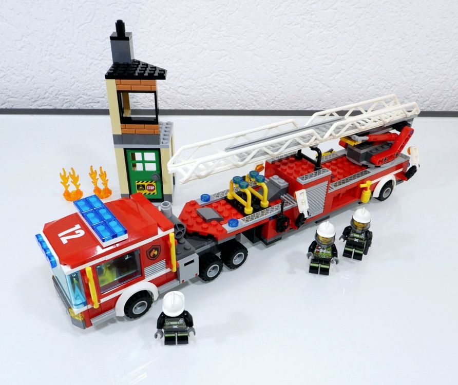 LEGO CITY 60112 GROSSER FEUERWEHR TRUCK MIT DREHLEITER (Usato) a ...