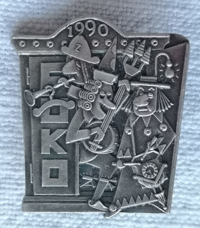 Fasnachtsplakette FUKO Olten 1990 (Gebraucht) in Zürich für CHF 3 – mit Lieferung auf Ricardo kaufen