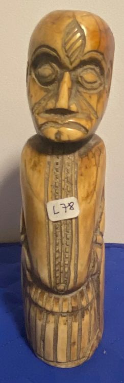 Sehr alte Afrikanische Handgeschnitzte Figur | Kaufen auf Ricardo