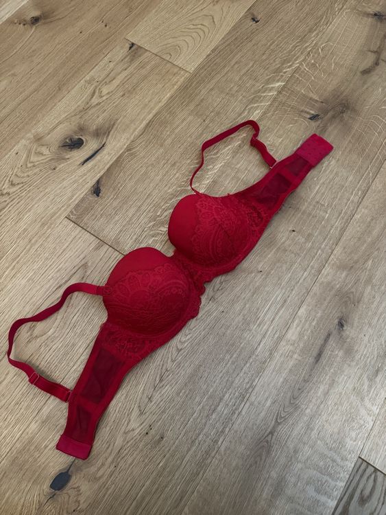 Elegant Red Lace Bra | Kaufen auf Ricardo