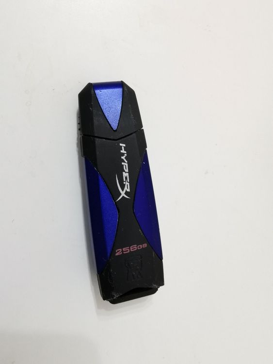 Kingston HyperX 256GB USB Stick (Gebraucht) in Hunzenschwil für CHF 11 ...