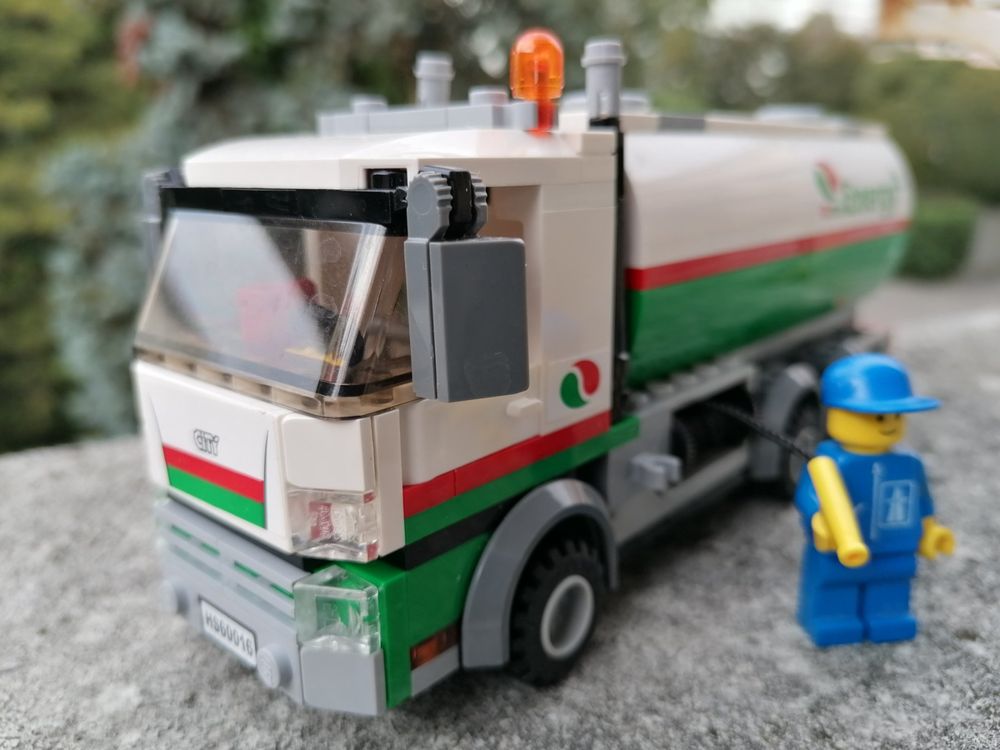 LEGO City # 60016 OCTAN Tanker (Gebraucht) in LAUSANNE für CHF 24 – mit ...