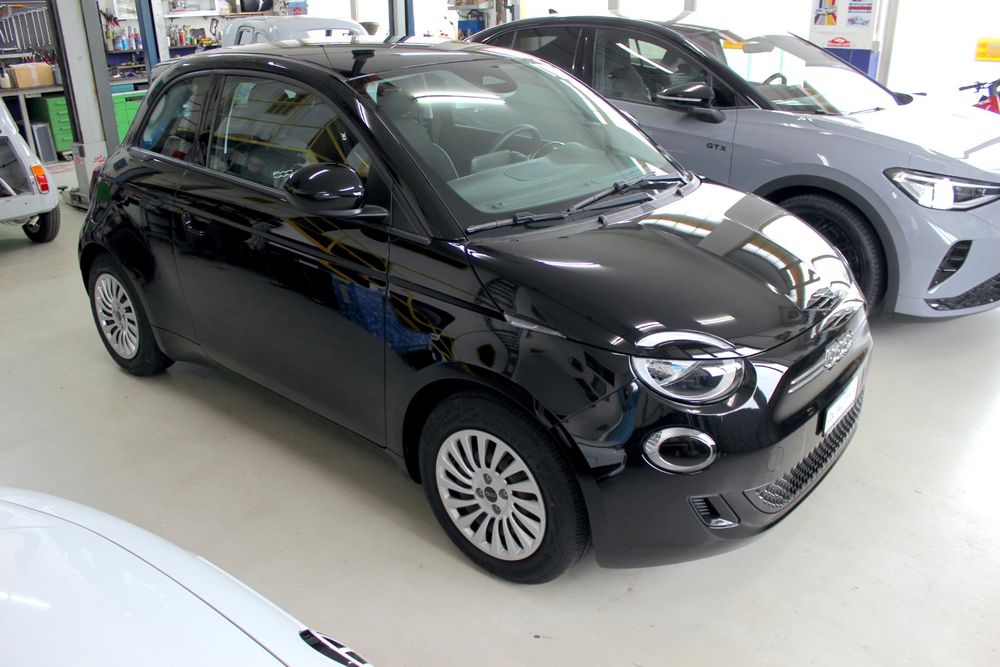 FIAT 500 electric 70 kW Action Vorführwagen (Gebraucht) in Neftenbach ...