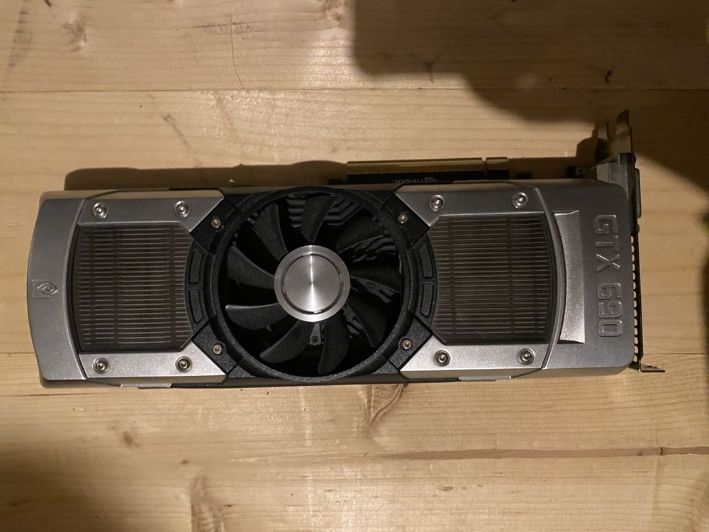 Grafikkarte GTX690 | Kaufen auf Ricardo