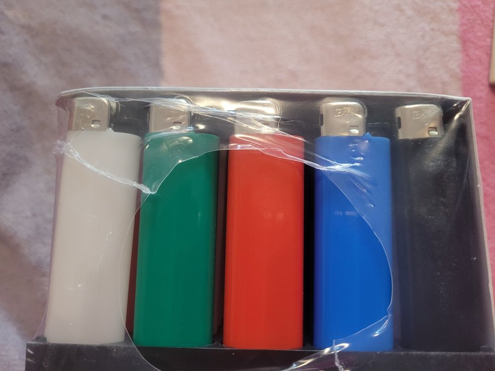 Bic Feuerzeuge orginal France BX7 mittelgroß 50 Stück bunt (Neu und ...