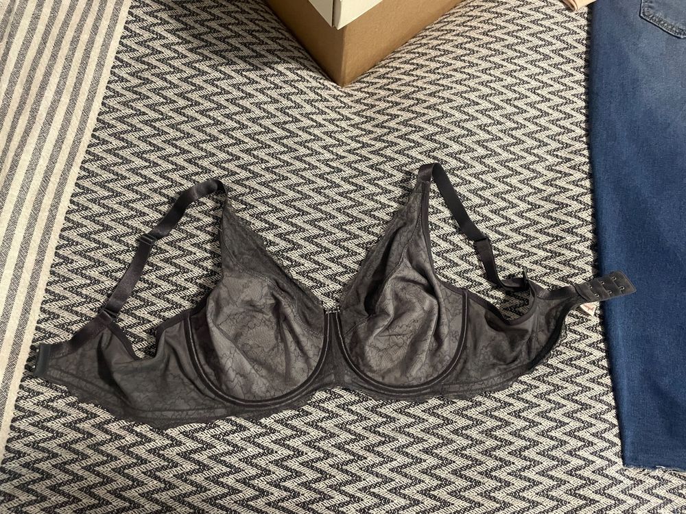 Eleganter Grauer BH mit Spitze, Grösse 85E (Neu (gemäss Beschreibung ...