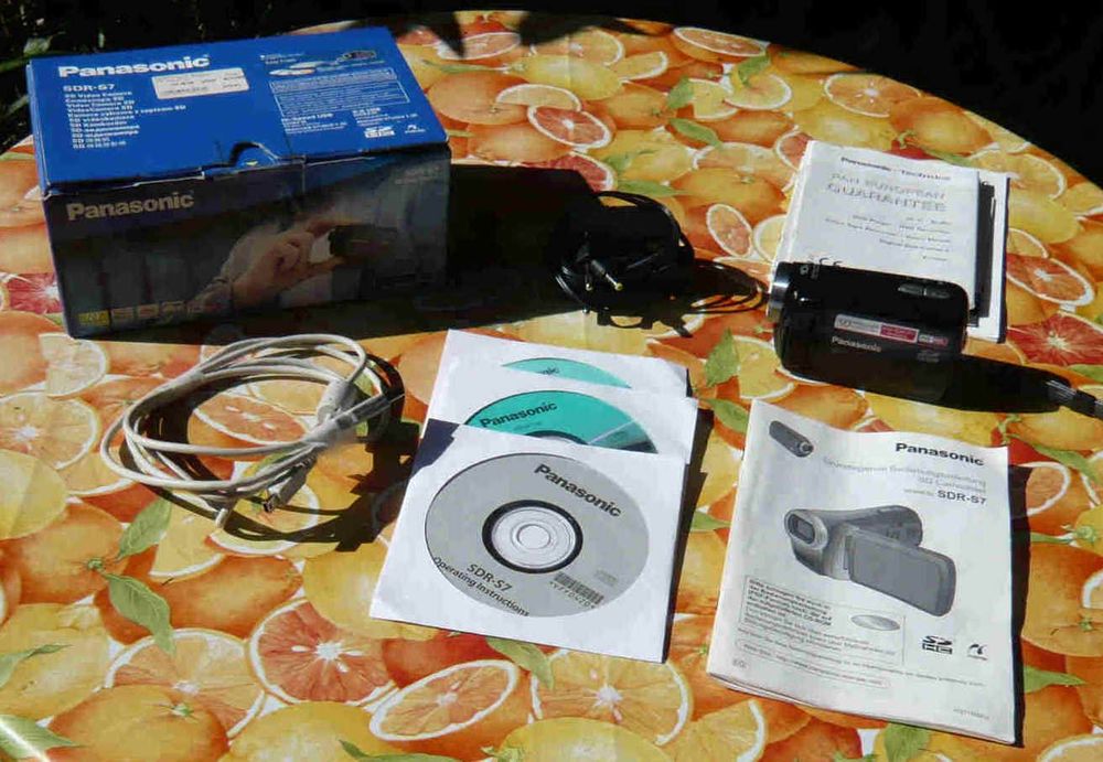 Panasonic SDR-S7 SD Camcorder, Baujahr Japan 2001 (Gebraucht) in ...