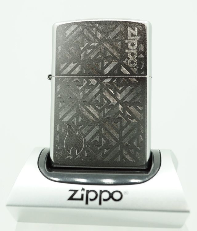 ZIPPO® ENGRAVED PATTERNS-2018-UNGEZÜNDET (Neu (gemäss Beschreibung)) in ...