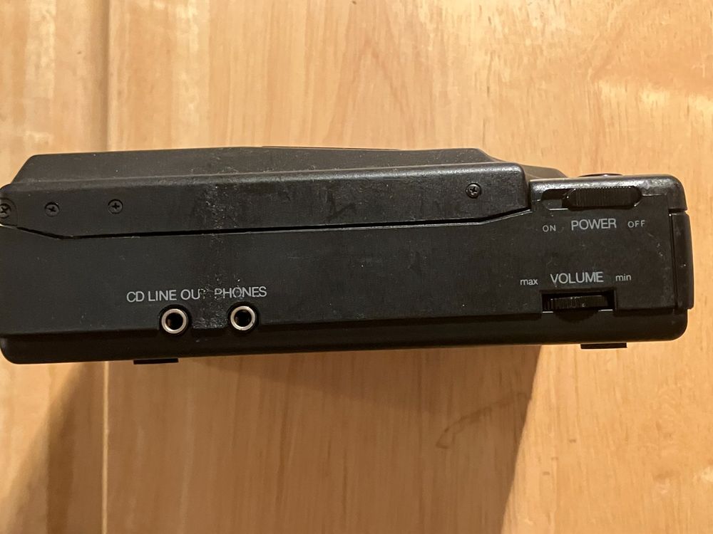 Roadstar Radio und CD Player (Gebraucht) in Frick für CHF 1 – mit ...