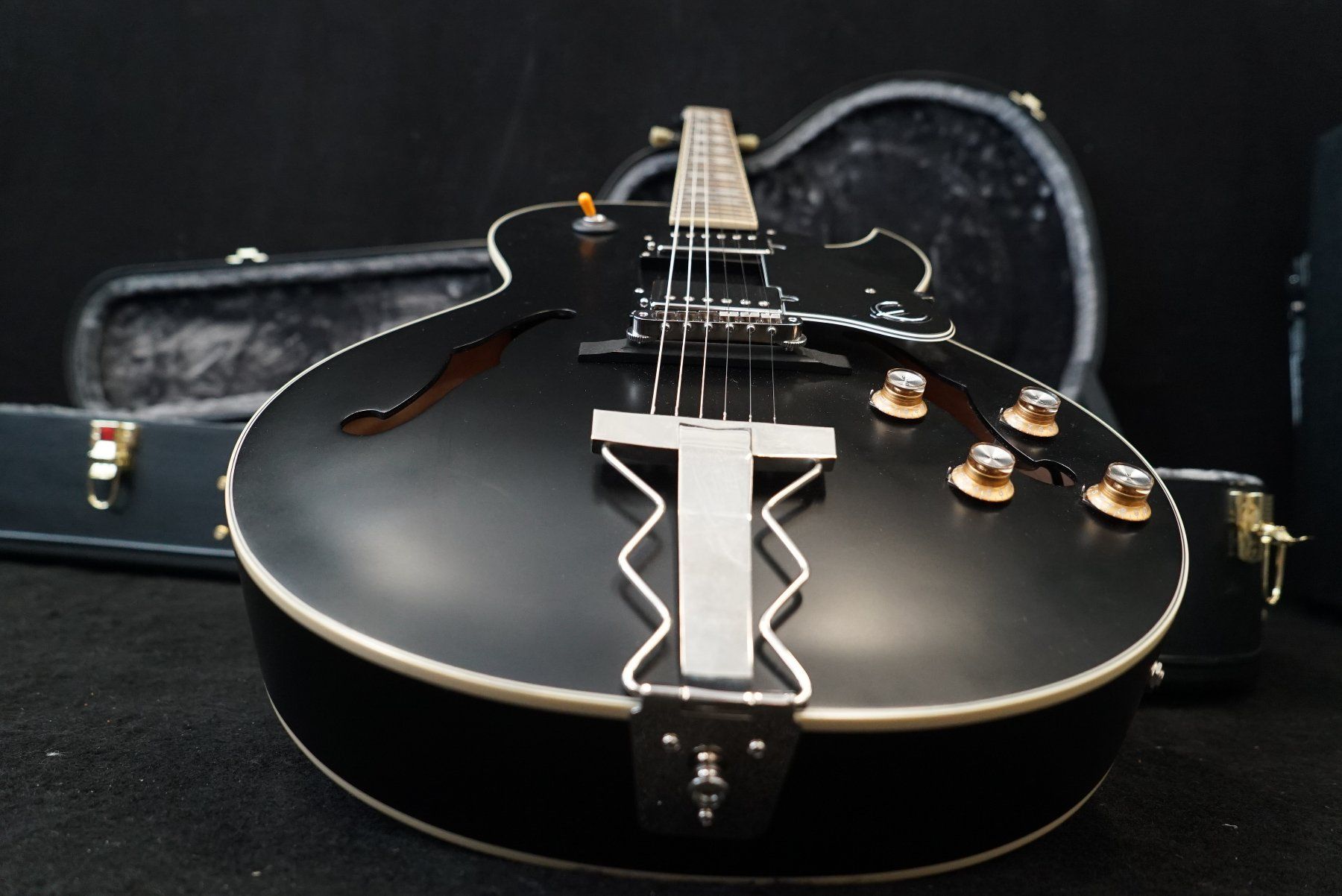 Epiphone ES-175 Premium Black 2014 Edition mit Koffer rar (Gebraucht ...