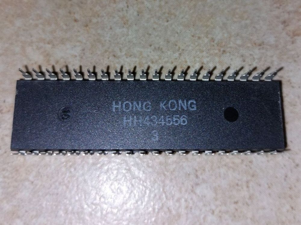 Mos 6569 R3 Vic Video Puce Ic pour Commodore C64,SX64 / 6569 (Gebraucht ...