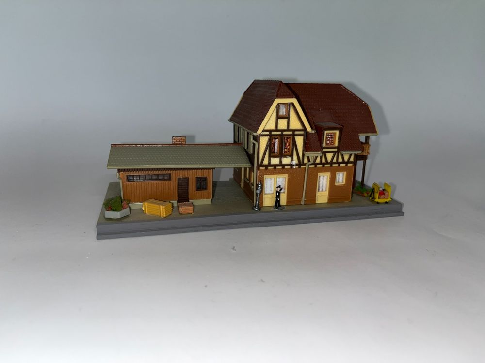 Berg Häuser Kirche Bahnhof Spur N fertig gebaut | Kaufen auf Ricardo
