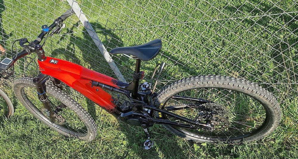 VTT électrique tout-suspendu Cannondale Carbon, parfait! (D'occasion) à ...