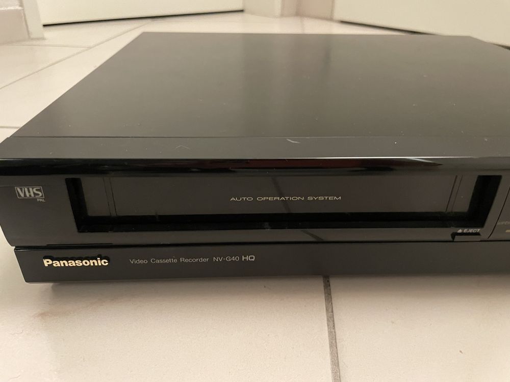 Panasonic Videorecorder VHS NV-G40 (Defekt) in Zürich für CHF 10 – mit ...