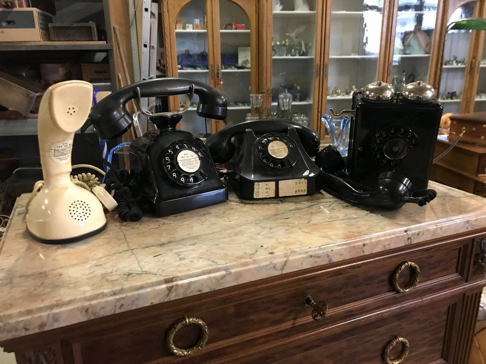 LOT 4 alte Telefone ab 1.-- TOP Cool !! | Kaufen auf Ricardo