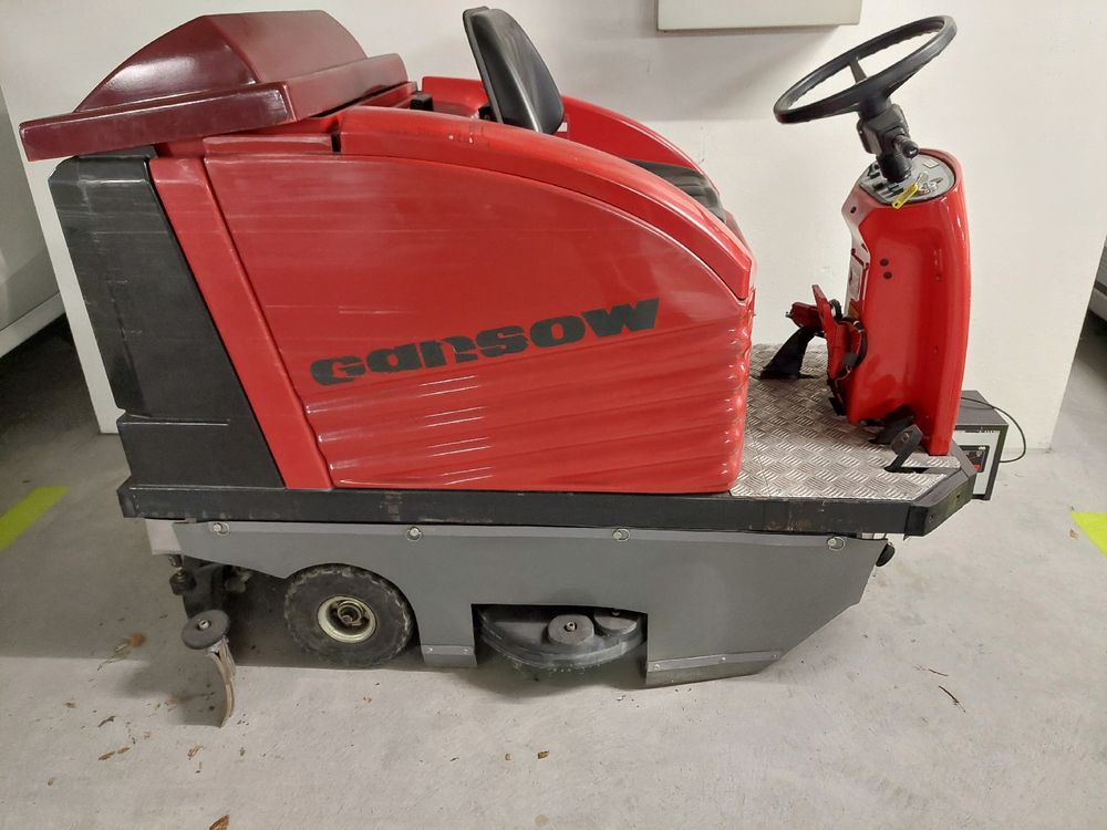 Gansow Scheuersaugmaschine (Gebraucht) in Höri für CHF 1000 – nur ...