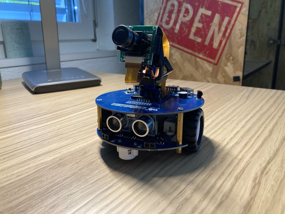 Roboter Alpha Bot 2 (Neu (gemäss Beschreibung)) in Widnau für CHF 91 – mit Lieferung auf Ricardo ...