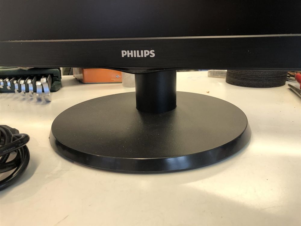 Philips 273V Full-HD 27" Monitor - H065 | Kaufen auf Ricardo