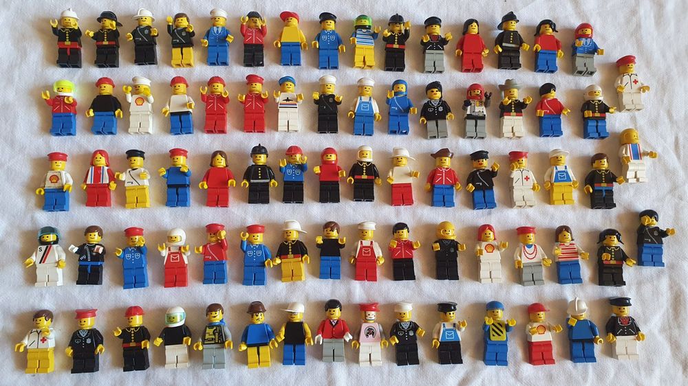 78 LEGO Figuren Minifiguren 90er city system vintage (Gebraucht) in ...