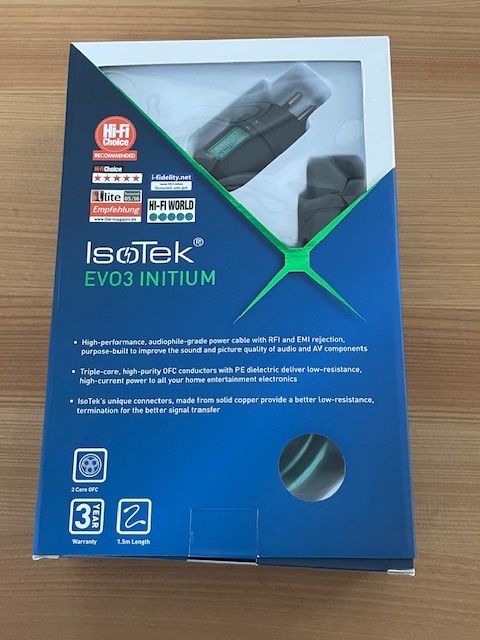 HIGH-END ISOTEK EVO3 INITIUM - NETZKABEL - 150 CM - NEU! (Neu und originalverpackt) in ...
