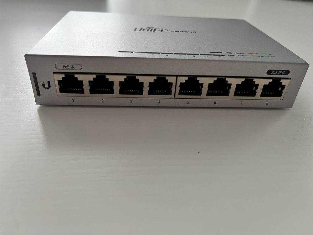 Ubiquiti Unify Switch 8 (Gebraucht) in für CHF 46 – mit Lieferung auf ...