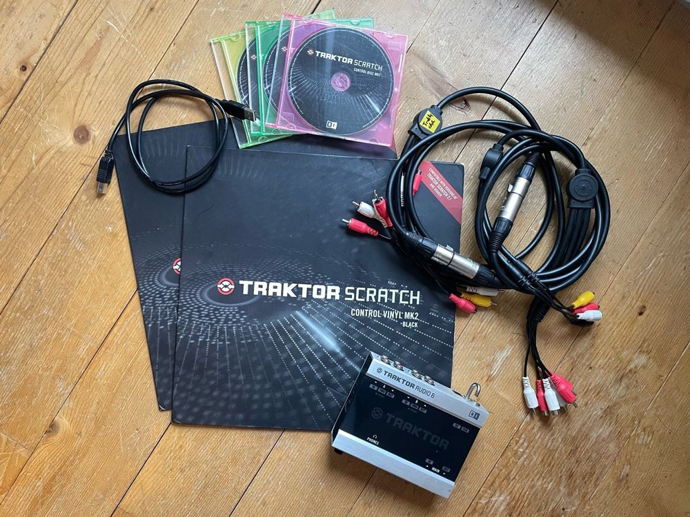 Traktor Scratch Audio 6 - with Vinyl, CDs & Multicore Cable (Gebraucht ...