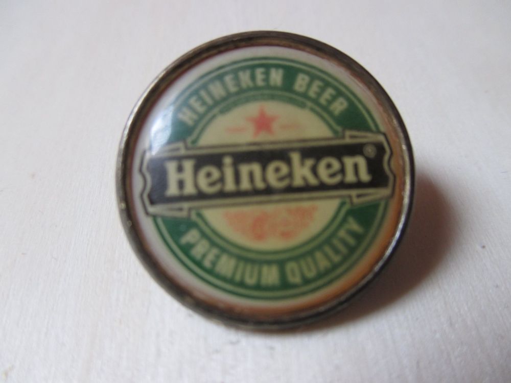 Heineken Bier Pin (Neu (gemäss Beschreibung)) in Felsberg für CHF 0.5 ...