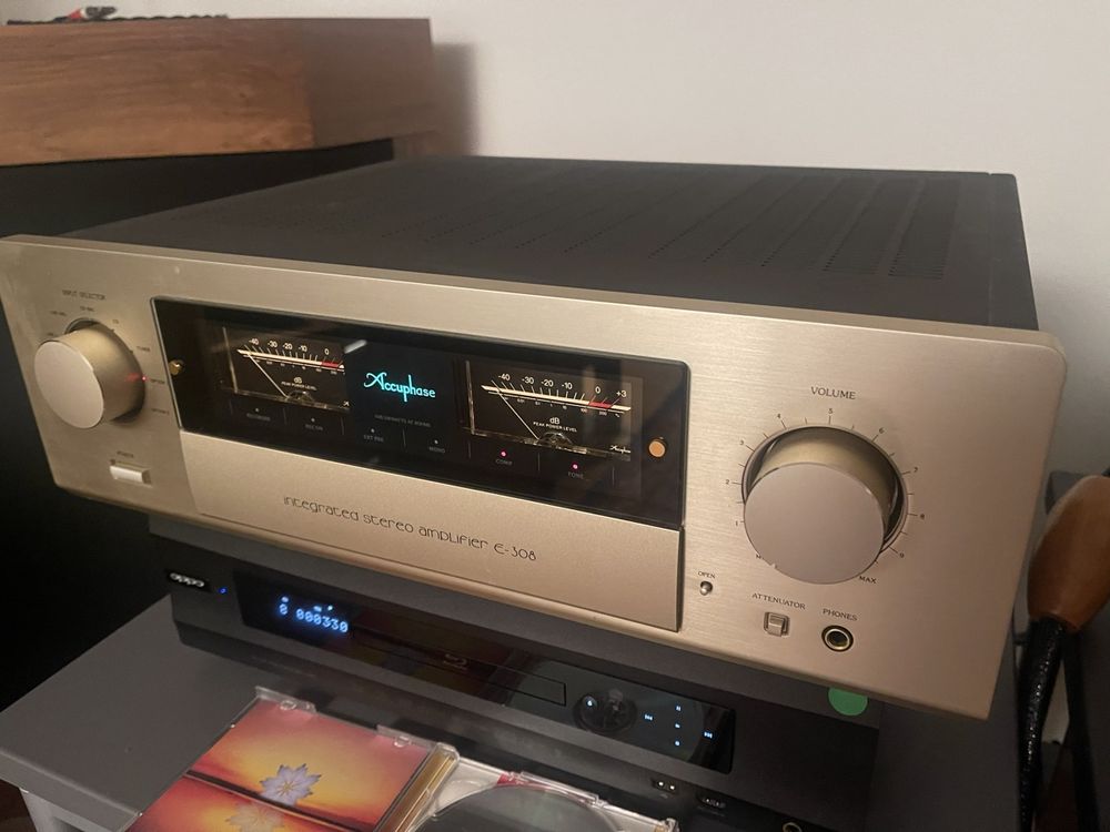 ACCUPHASE E308 + optional DAC-MODUL DA-050 (Neu (gemäss Beschreibung ...