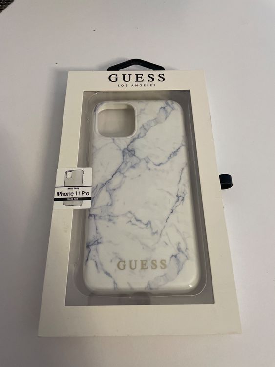 Coque GUESS iPhone 11 Pro (Neuf avec emballage d'origine) à Fribourg ...