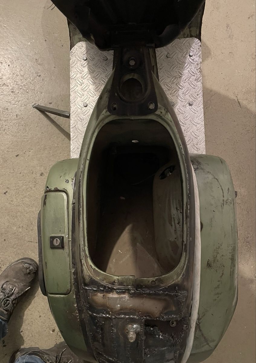 Vespa zum basteln ab 1.- chf (Defekt) in Kleindöttingen für CHF 336 – nur Abholung auf Ricardo ...