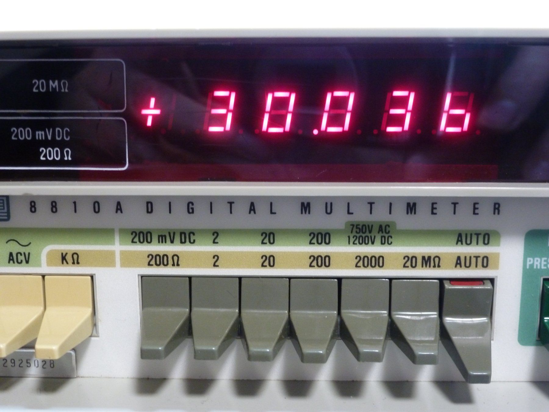 Fluke 8810A Digital Multimeter (ohne AC Messbereich) (Gebraucht) in ...