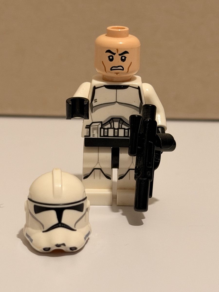 LEGO Star Wars Clone Trooper mit Blaster - 🔥 Top! (Gebraucht) in ...