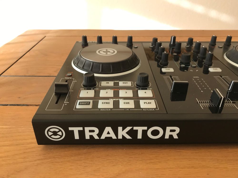 TRAKTOR KONTROL S2 MK2 + TRAKTOR PRO 3 - NATIVE INSTRUMENTS | Kaufen ...