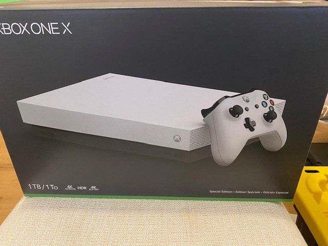 Xbox One X 1TB White Special Edition | Kaufen auf Ricardo