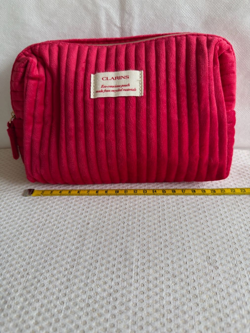 Clarins - Trousse de maquillage (D'occasion) à Sion pour CHF 14 – avec ...