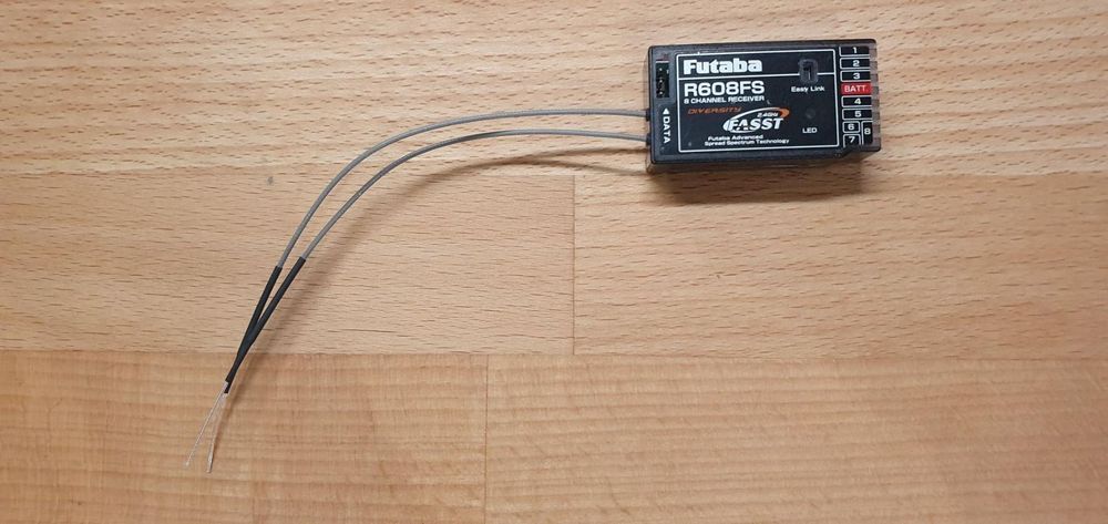 Empfänger Futaba R608FS (Neu (gemäss Beschreibung)) in Oetwil am See ...
