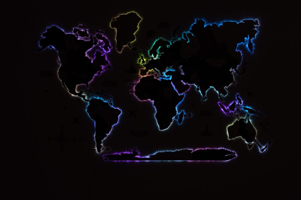 3D-Weltkarte aus Massivholz mit LED-Beleuchtung (Neu und originalverpackt) in Burgdorf für CHF ...