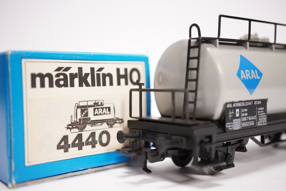 8∂ Märklin 4440 DB Tankwagen Aral grau (Gebraucht) in Uetendorf für CHF 14 – mit Lieferung auf ...