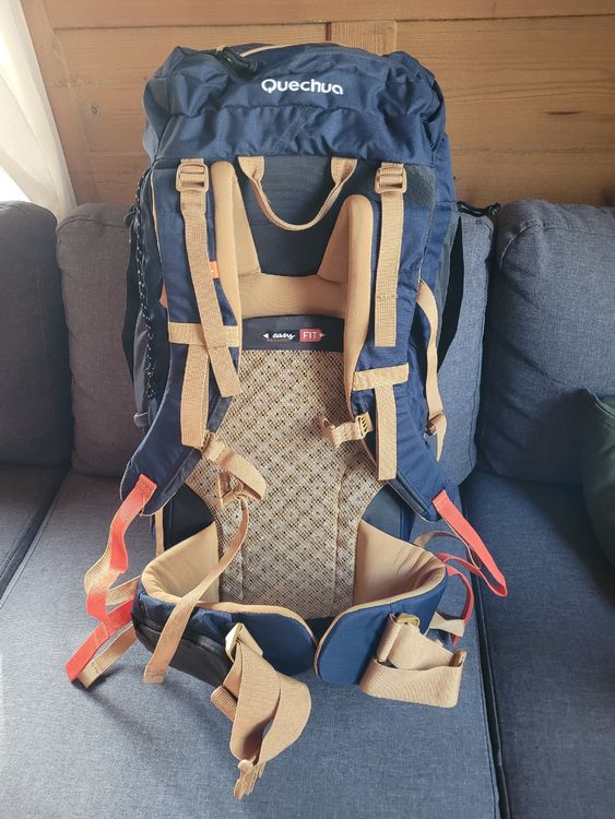 Quechua Rucksack 50L (Neu (gemäss Beschreibung)) in Hermetschwil-Staff ...